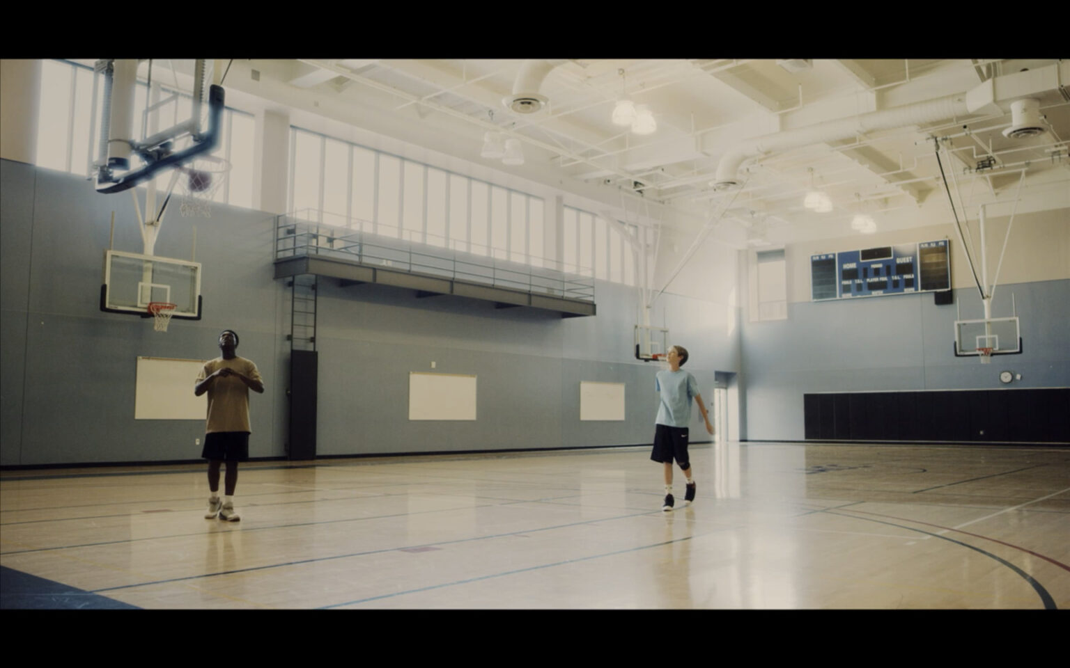 Break – Film Invasion Los Angeles